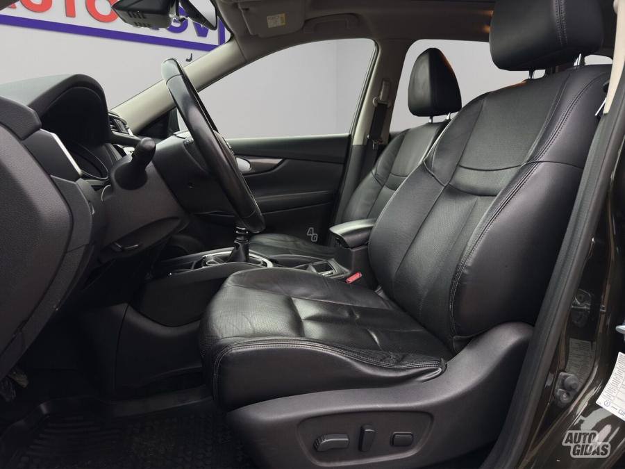 Nissan X-Trail 2016 in Vilnius, with an engine capacity of 1.60 L and mileage of 251 thousand km for 10799 €, photo 12 on AUTOMOTO.COM.LV