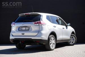 Nissan X-Trail 2016 in Riga, with an engine capacity of 1.60 L and mileage of 182 thousand km for 9290 €, photo 4 on AUTOMOTO.COM.LV