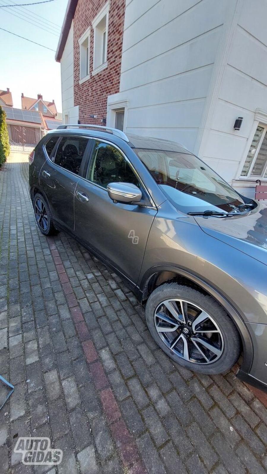 Nissan X-Trail 2016 in Klaipeda, with an engine capacity of 1.60 L and mileage of 300 thousand km for 8500 €, photo 6 on AUTOMOTO.COM.LV