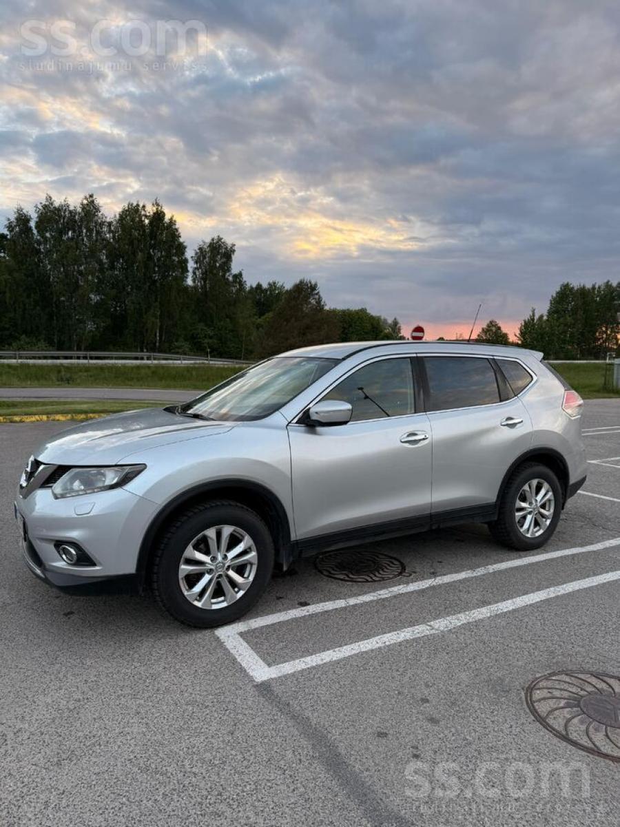 Nissan X-Trail 2017 in Riga, with an engine capacity of 1.60 L and mileage of 208 thousand km for 6700 €, photo 6 on AUTOMOTO.COM.LV