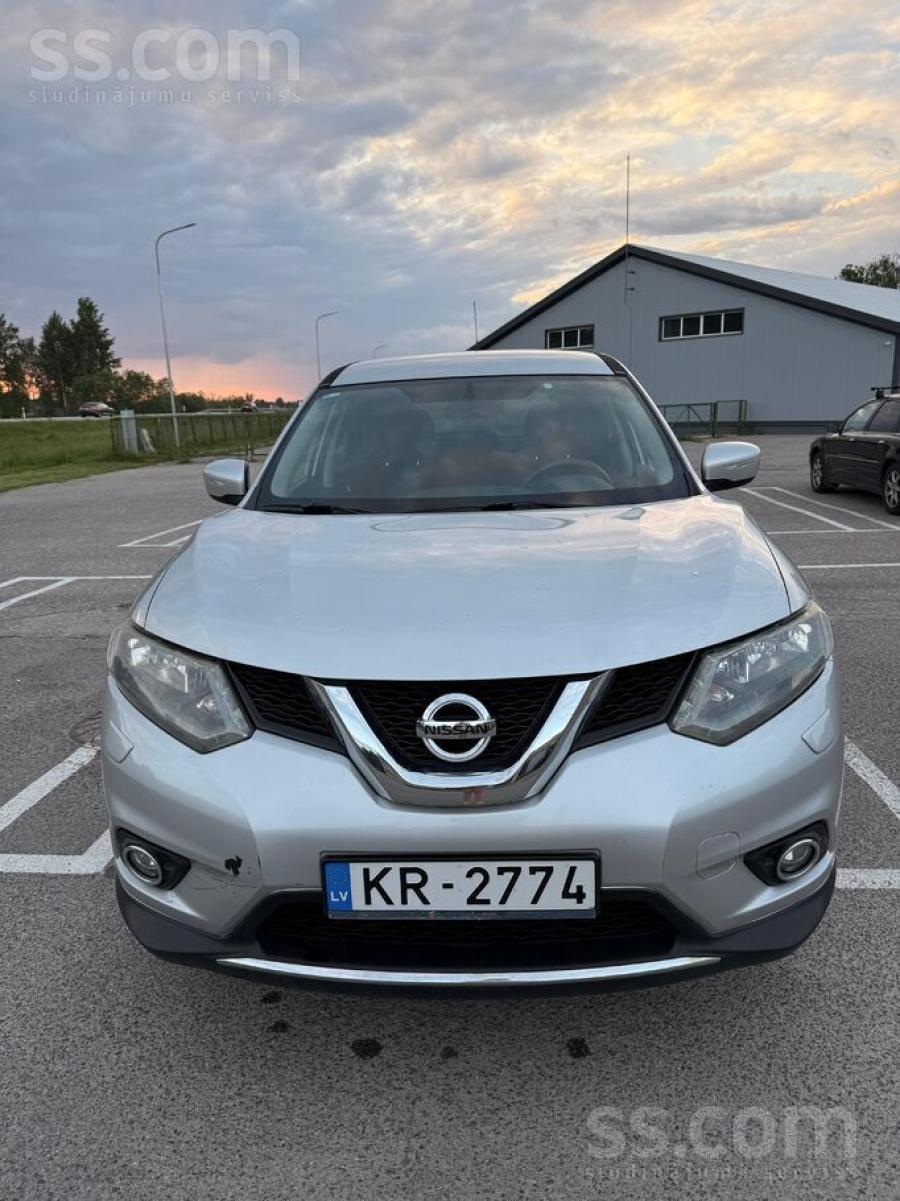 Nissan X-Trail 2017 in Riga, with an engine capacity of 1.60 L and mileage of 208 thousand km for 6700 €, photo 7 on AUTOMOTO.COM.LV