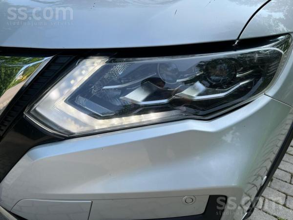 Nissan X-Trail 2018 in Riga, with an engine capacity of 2.00 L and mileage of 285 thousand km for 9450 €, photo 3 on AUTOMOTO.COM.LV