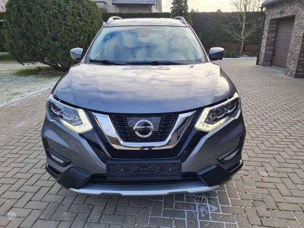 Nissan X-Trail 2019 in Raseiniai, with an engine capacity of 2.00 L and mileage of 114 thousand km for 17700 €, photo 4 on AUTOMOTO.COM.LV