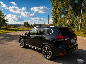 Nissan X-Trail 2019 in Taurage, with an engine capacity of 1.70 L and mileage of 180 thousand km for 14500 €, photo 4 on AUTOMOTO.COM.LV