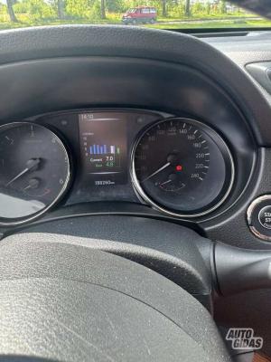 Nissan X-Trail 2019 in Taurage, with an engine capacity of 1.70 L and mileage of 180 thousand km for 14500 €, photo 5 on AUTOMOTO.COM.LV