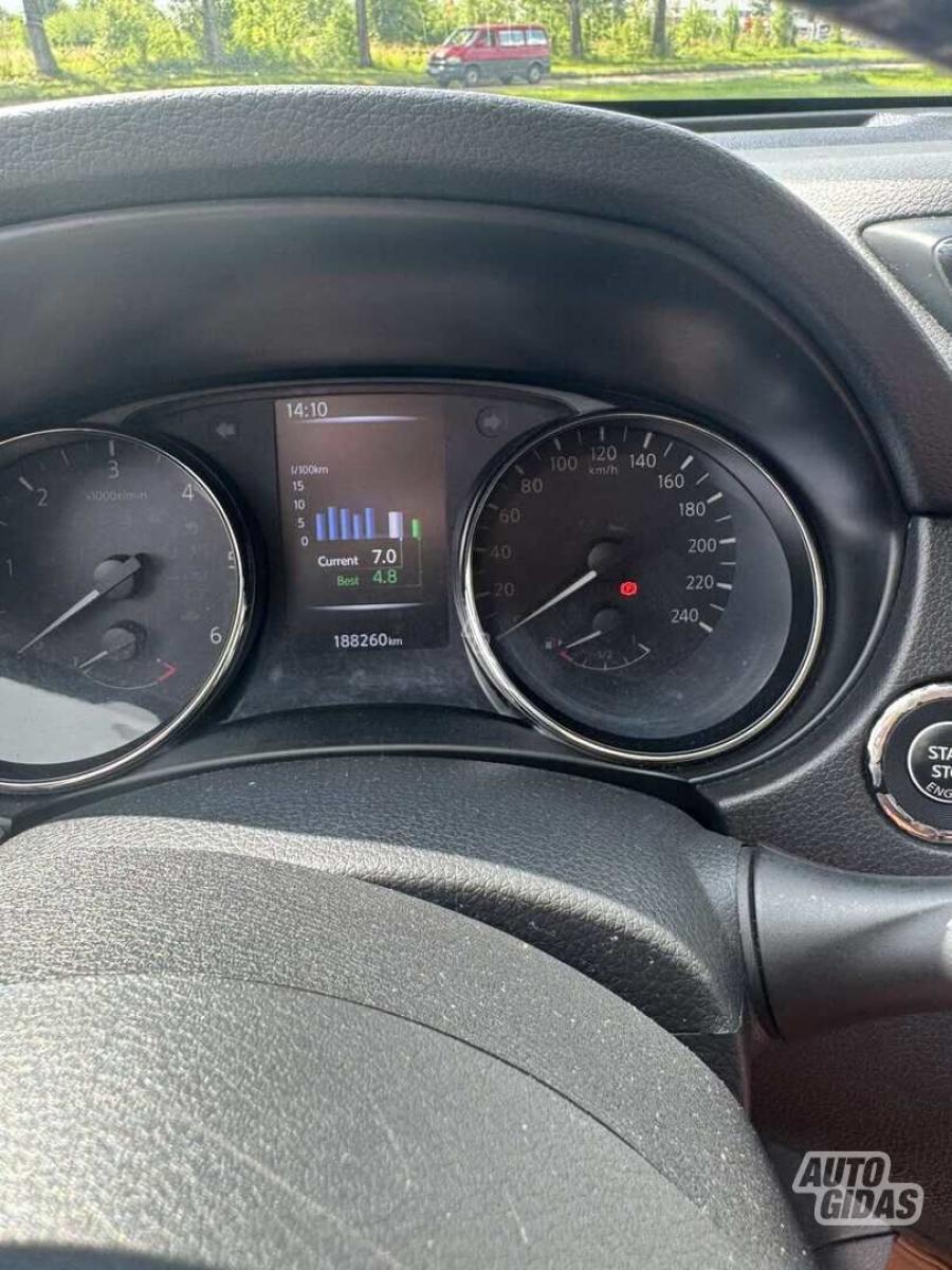 Nissan X-Trail 2019 in Taurage, with an engine capacity of 1.70 L and mileage of 180 thousand km for 14500 €, photo 5 on AUTOMOTO.COM.LV