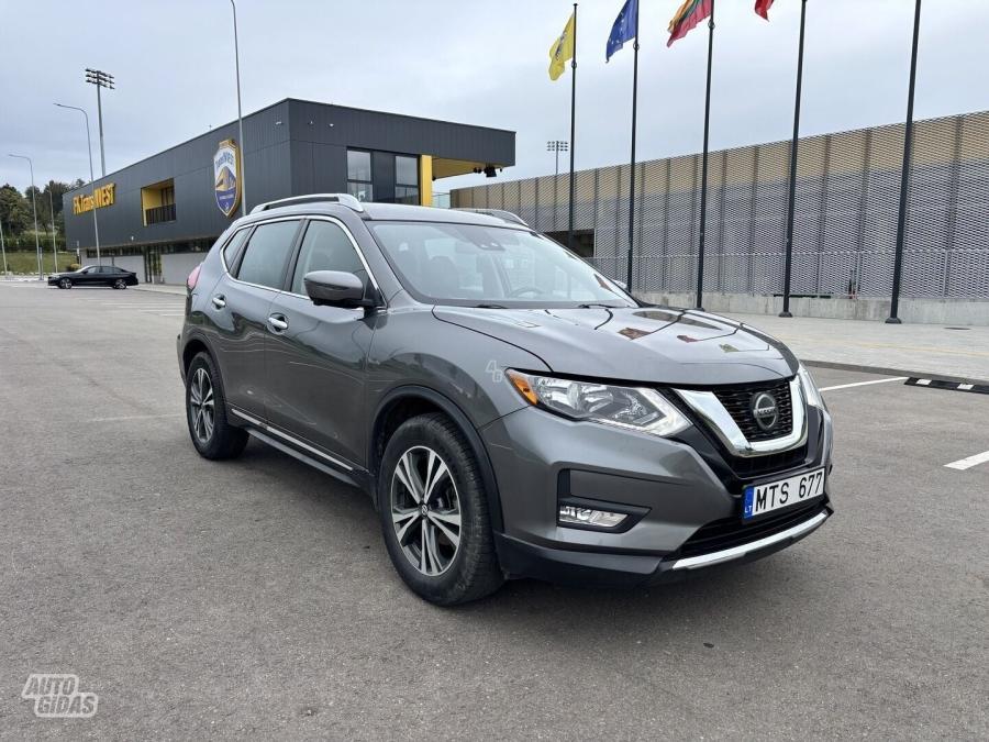 Nissan X-Trail 2019 in Vilnius, with an engine capacity of 2.50 L and mileage of 44 thousand km for 13790 €, photo 4 on AUTOMOTO.COM.LV