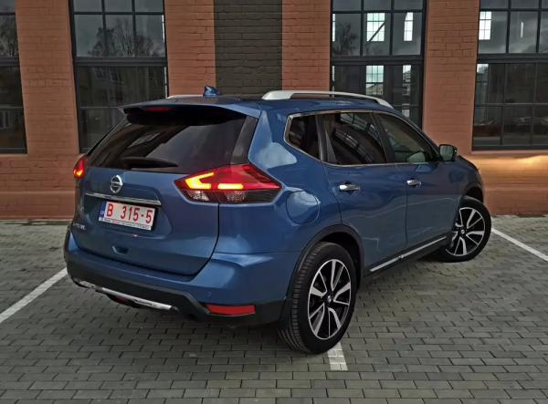 Nissan X-Trail 2020 in Riga, with an engine capacity of 1.70 L and mileage of 180 thousand km for 15790 €, photo 4 on AUTOMOTO.COM.LV
