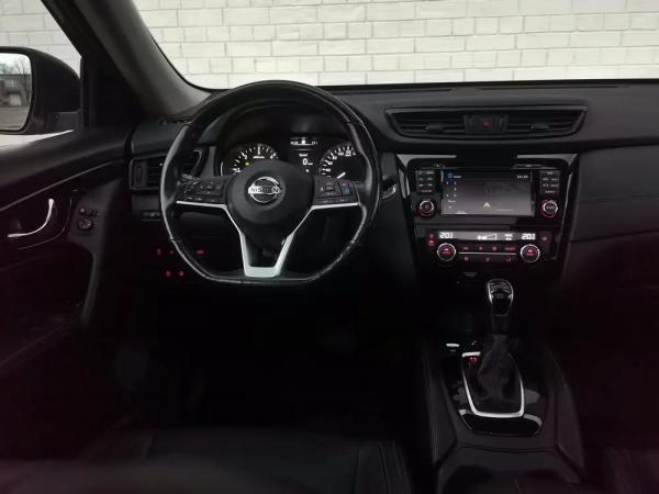 Nissan X-Trail 2020 in Riga, with an engine capacity of 1.70 L and mileage of 180 thousand km for 15790 €, photo 10 on AUTOMOTO.COM.LV