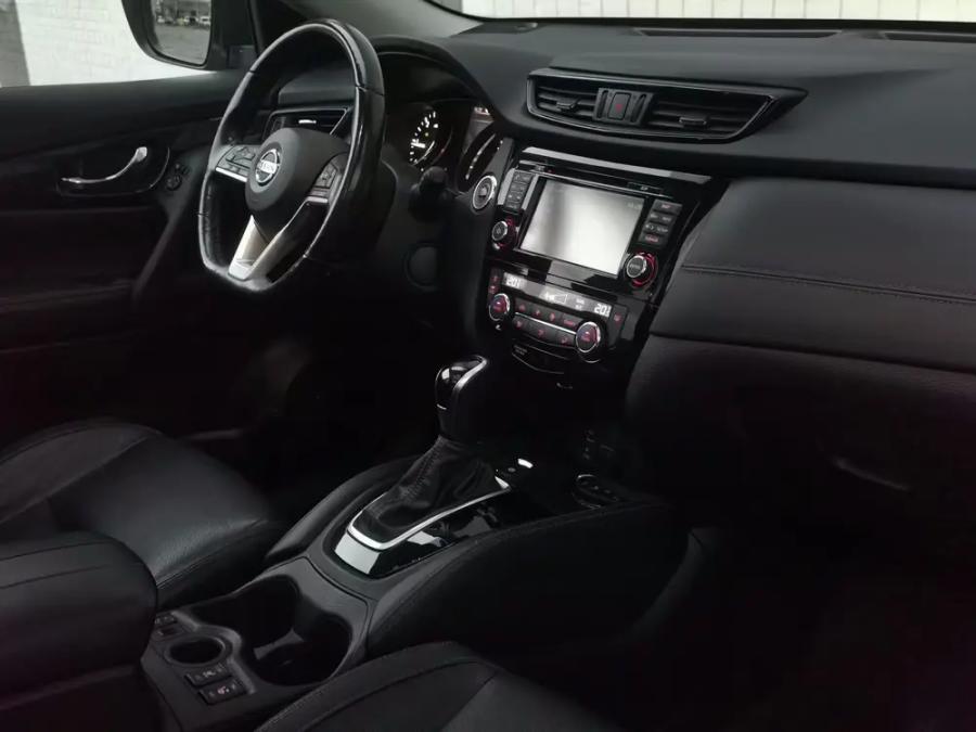Nissan X-Trail 2020 in Riga, with an engine capacity of 1.70 L and mileage of 180 thousand km for 15790 €, photo 12 on AUTOMOTO.COM.LV