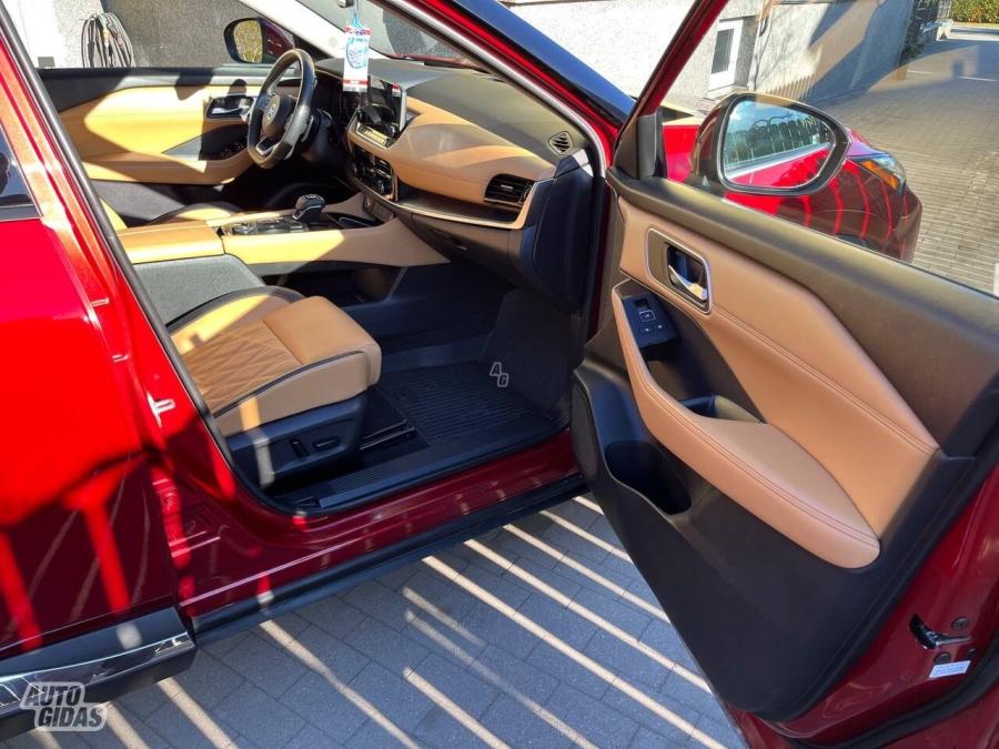 Nissan X-Trail 2021 in Plunge, with an engine capacity of 2.50 L and mileage of 68 thousand km for 24500 €, photo 12 on AUTOMOTO.COM.LV