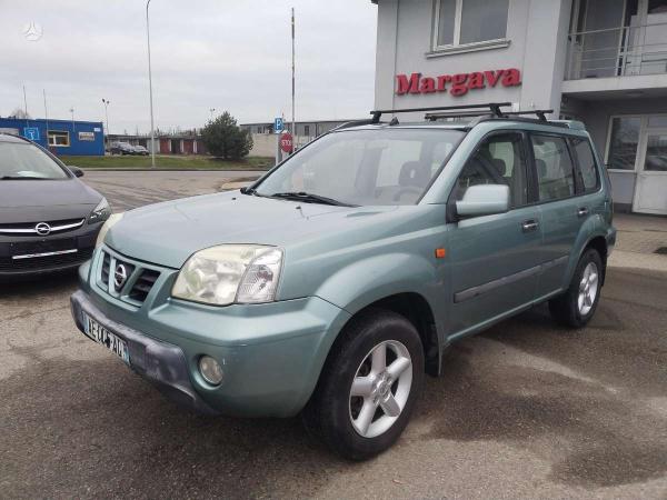 Green Nissan X-Trail 2003 in Marijampole, with an engine capacity of 2.18 L and mileage of 274 thousand km for 3199 €, photo 1 on AUTOMOTO.COM.LV