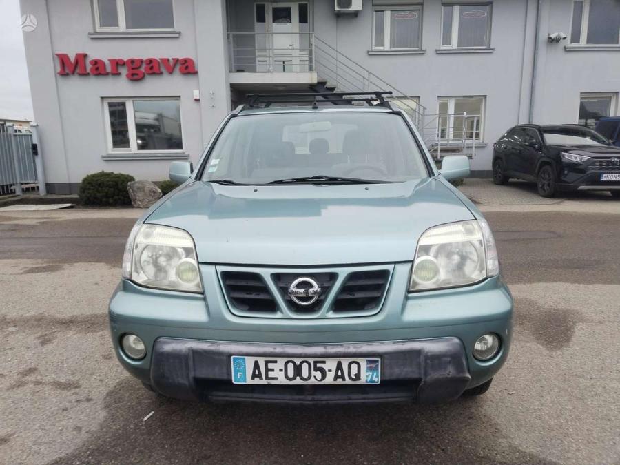 Green Nissan X-Trail 2003 in Marijampole, with an engine capacity of 2.18 L and mileage of 274 thousand km for 3199 €, photo 2 on AUTOMOTO.COM.LV