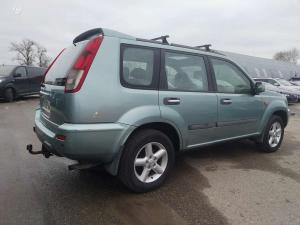 Green Nissan X-Trail 2003 in Marijampole, with an engine capacity of 2.18 L and mileage of 274 thousand km for 3199 €, photo 5 on AUTOMOTO.COM.LV