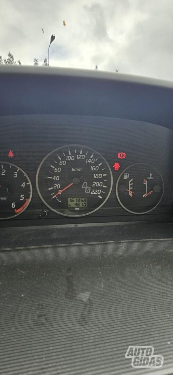 Green Nissan X-Trail 2003 in Moletai, with an engine capacity of 2.20 L and mileage of 162 thousand km for 1000 €, photo 7 on AUTOMOTO.COM.LV