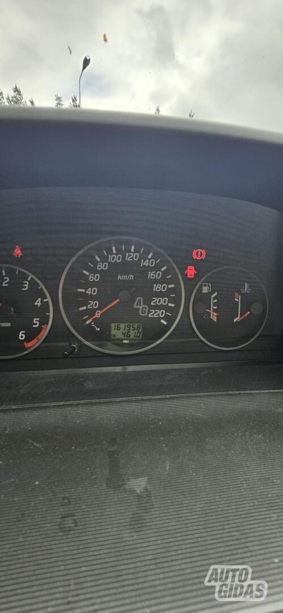 Green Nissan X-Trail 2003 in Moletai, with an engine capacity of 2.20 L and mileage of 162 thousand km for 1000 €, photo 8 on AUTOMOTO.COM.LV