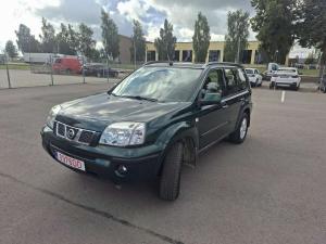 Zaļš Nissan X-Trail 2004 Marijampole, ar dzinēja tilpumu 2.18 L un nobraukumu 292 tūkst. km par 2650 €, foto 3 vietnē AUTOMOTO.COM.LV