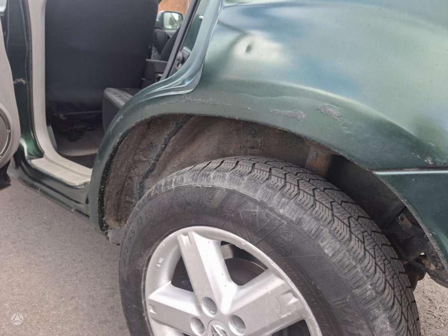Zaļš Nissan X-Trail 2004 Marijampole, ar dzinēja tilpumu 2.18 L un nobraukumu 292 tūkst. km par 2650 €, foto 10 vietnē AUTOMOTO.COM.LV