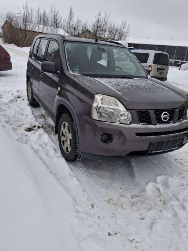 Zaļš Nissan X-Trail 2007 Rokiškis, ar dzinēja tilpumu 2.00 L un nobraukumu 204 tūkst. km par 1950 €, foto 3 vietnē AUTOMOTO.COM.LV