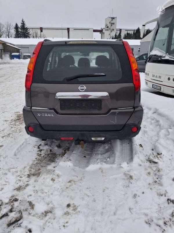 Zaļš Nissan X-Trail 2007 Rokiškis, ar dzinēja tilpumu 2.00 L un nobraukumu 204 tūkst. km par 1950 €, foto 5 vietnē AUTOMOTO.COM.LV