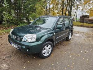 Zaļš Nissan X-Trail 2007 Kauņa, ar dzinēja tilpumu 2.20 L un nobraukumu 320 tūkst. km par 2300 €, foto  vietnē AUTOMOTO.COM.LV