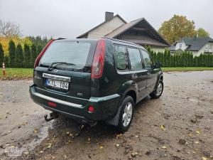 Zaļš Nissan X-Trail 2007 Kauņa, ar dzinēja tilpumu 2.20 L un nobraukumu 320 tūkst. km par 2300 €, foto 5 vietnē AUTOMOTO.COM.LV