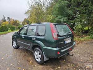 Zaļš Nissan X-Trail 2007 Kauņa, ar dzinēja tilpumu 2.20 L un nobraukumu 320 tūkst. km par 2300 €, foto 7 vietnē AUTOMOTO.COM.LV