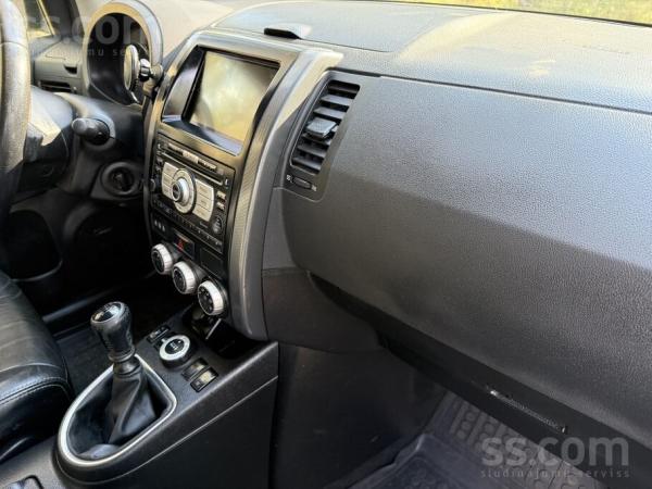 Zaļš Nissan X-Trail 2009 Daugavpils, ar dzinēja tilpumu 2.00 L un nobraukumu 159 tūkst. km par 5550 €, foto 6 vietnē AUTOMOTO.COM.LV