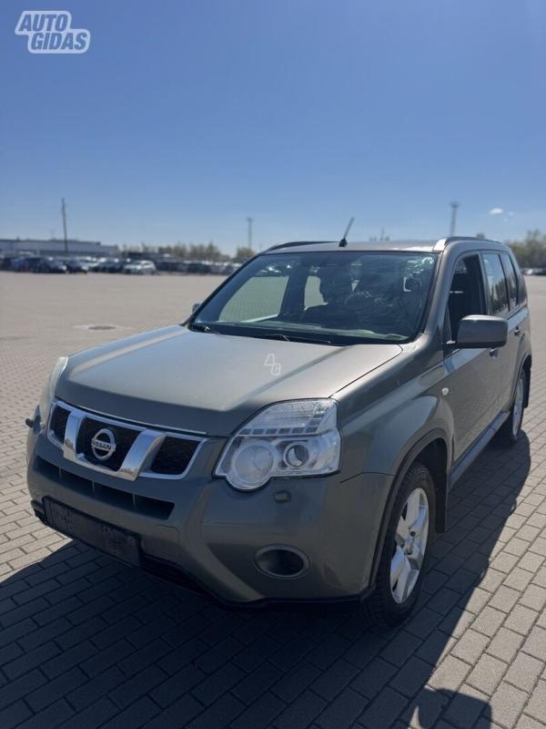 Zaļš Nissan X-Trail 2011 Marijampole, ar dzinēja tilpumu 2.00 L un nobraukumu 280 tūkst. km par 4800 €, foto 1 vietnē AUTOMOTO.COM.LV