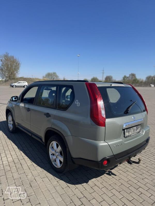 Green Nissan X-Trail 2011 in Marijampole, with an engine capacity of 2.00 L and mileage of 280 thousand km for 4800 €, photo 6 on AUTOMOTO.COM.LV