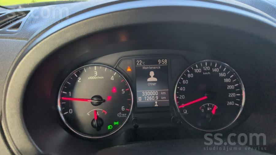 Green Nissan X-Trail 2011 in Riga, with an engine capacity of 2.00 L and mileage of 330 thousand km for 5500 €, photo 3 on AUTOMOTO.COM.LV