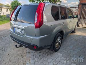 Green Nissan X-Trail 2011 in Riga, with an engine capacity of 2.00 L and mileage of 330 thousand km for 5500 €, photo 6 on AUTOMOTO.COM.LV