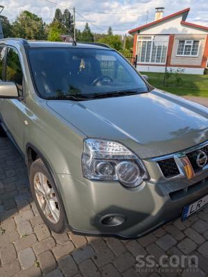 Green Nissan X-Trail 2011 in Riga, with an engine capacity of 2.00 L and mileage of 330 thousand km for 5500 €, photo 7 on AUTOMOTO.COM.LV