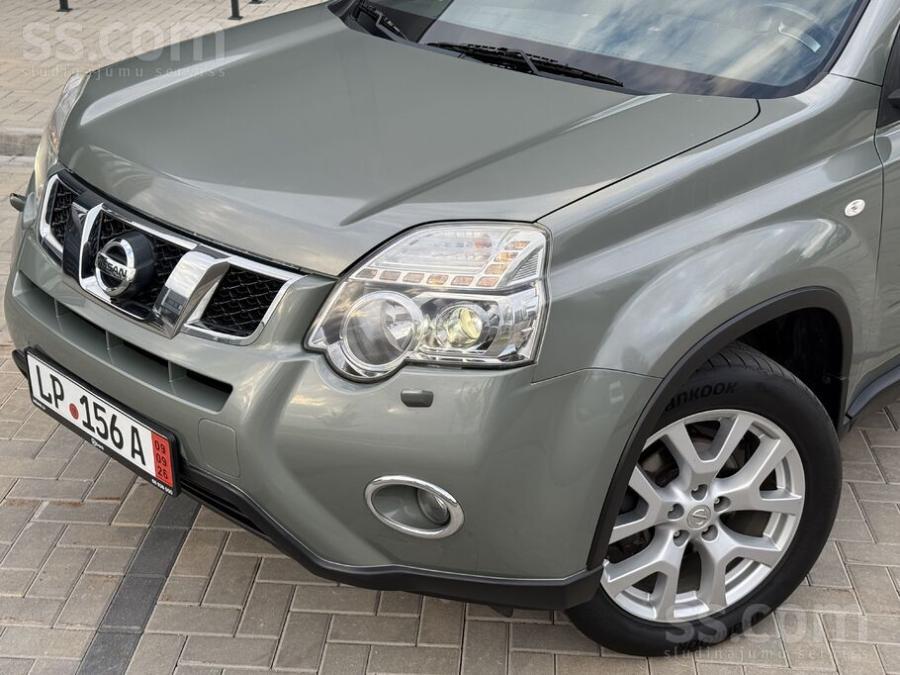 Green Nissan X-Trail 2012 in Riga, with an engine capacity of 2.00 L and mileage of 284 thousand km for 9200 €, photo 10 on AUTOMOTO.COM.LV
