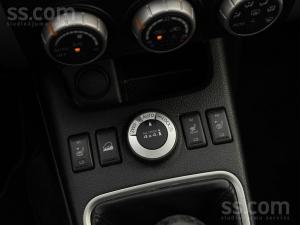 Green Nissan X-Trail 2012 in Riga, with an engine capacity of 2.00 L and mileage of 284 thousand km for 9200 €, photo 18 on AUTOMOTO.COM.LV