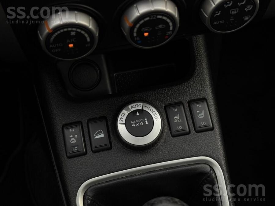 Green Nissan X-Trail 2012 in Riga, with an engine capacity of 2.00 L and mileage of 284 thousand km for 9200 €, photo 18 on AUTOMOTO.COM.LV