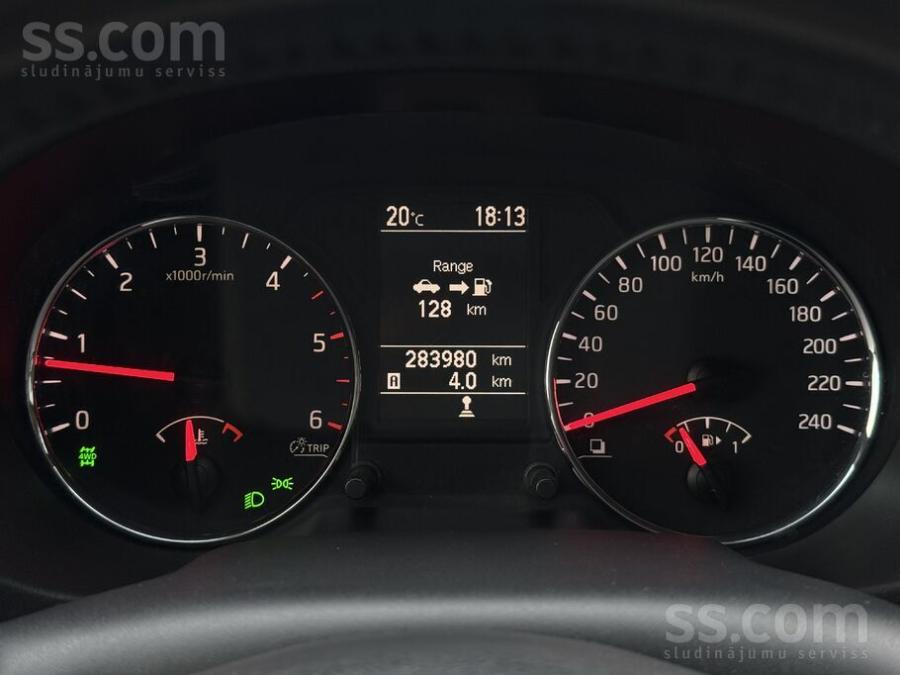 Green Nissan X-Trail 2012 in Riga, with an engine capacity of 2.00 L and mileage of 284 thousand km for 9200 €, photo 20 on AUTOMOTO.COM.LV