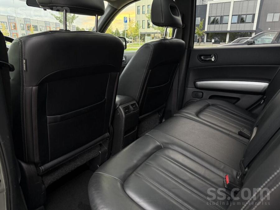 Green Nissan X-Trail 2012 in Riga, with an engine capacity of 2.00 L and mileage of 284 thousand km for 9200 €, photo 29 on AUTOMOTO.COM.LV