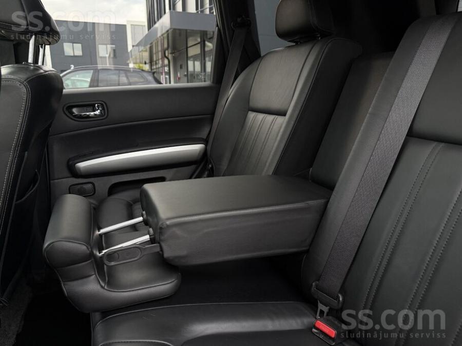 Green Nissan X-Trail 2012 in Riga, with an engine capacity of 2.00 L and mileage of 284 thousand km for 9200 €, photo 31 on AUTOMOTO.COM.LV