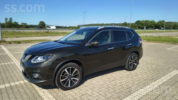 Green Nissan X-Trail 2014 in Riga, with an engine capacity of 1.60 L and mileage of 170 thousand km for 8540 €, photo 2 on AUTOMOTO.COM.LV