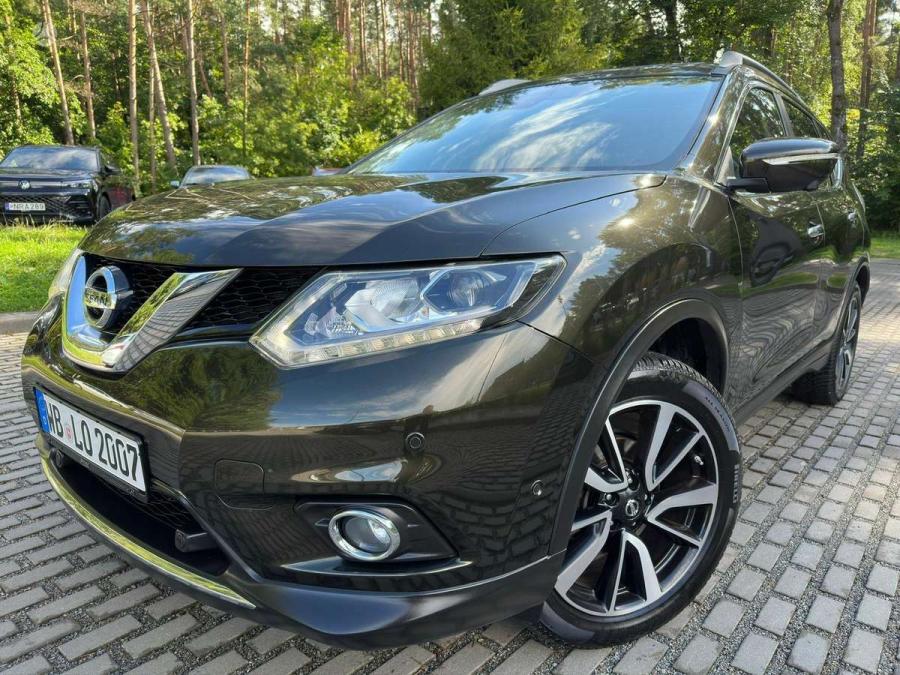 Green Nissan X-Trail 2014 in Vilnius, with an engine capacity of 1.60 L and mileage of 145 thousand km for 9350 €, photo 1 on AUTOMOTO.COM.LV