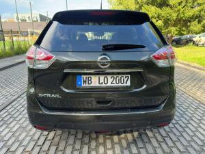 Green Nissan X-Trail 2014 in Vilnius, with an engine capacity of 1.60 L and mileage of 145 thousand km for 9350 €, photo 8 on AUTOMOTO.COM.LV
