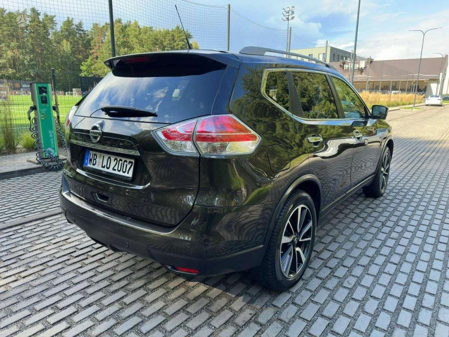 Green Nissan X-Trail 2014 in Vilnius, with an engine capacity of 1.60 L and mileage of 145 thousand km for 9350 €, photo 11 on AUTOMOTO.COM.LV