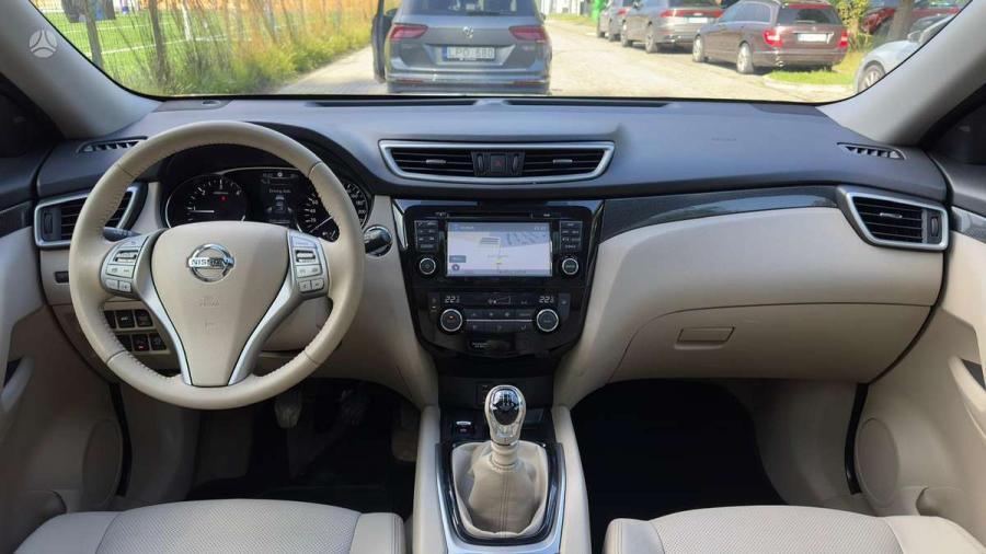 Green Nissan X-Trail 2014 in Vilnius, with an engine capacity of 1.60 L and mileage of 145 thousand km for 9350 €, photo 17 on AUTOMOTO.COM.LV