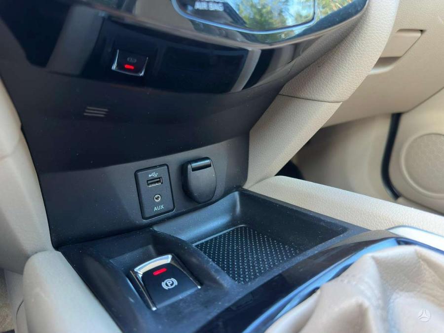 Green Nissan X-Trail 2014 in Vilnius, with an engine capacity of 1.60 L and mileage of 145 thousand km for 9350 €, photo 23 on AUTOMOTO.COM.LV