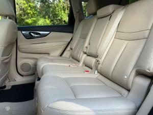 Green Nissan X-Trail 2014 in Vilnius, with an engine capacity of 1.60 L and mileage of 145 thousand km for 9350 €, photo 30 on AUTOMOTO.COM.LV