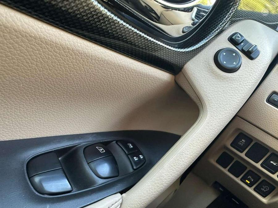 Green Nissan X-Trail 2014 in Vilnius, with an engine capacity of 1.60 L and mileage of 145 thousand km for 9350 €, photo 43 on AUTOMOTO.COM.LV