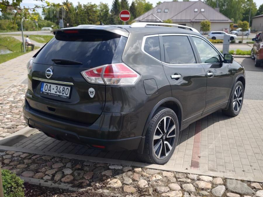 Zaļš Nissan X-Trail 2015 Bauska, ar dzinēja tilpumu 1.60 L un nobraukumu 176 tūkst. km par 12900 €, foto 3 vietnē AUTOMOTO.COM.LV