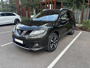 Green Nissan X-Trail 2015 in Kaunas, with an engine capacity of 1.60 L and mileage of 165 thousand km for 12000 €, photo  on AUTOMOTO.COM.LV