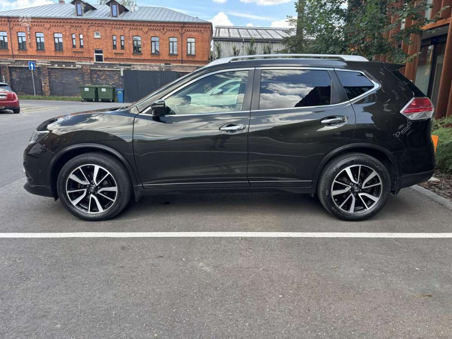 Zaļš Nissan X-Trail 2015 Kauņa, ar dzinēja tilpumu 1.60 L un nobraukumu 165 tūkst. km par 12000 €, foto 3 vietnē AUTOMOTO.COM.LV